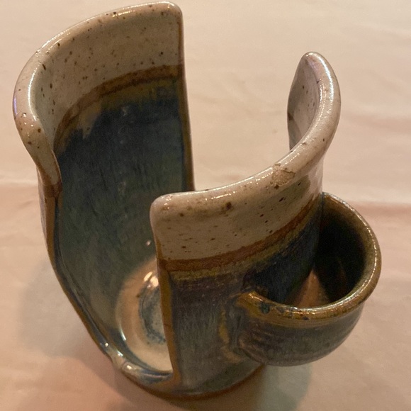 Raincreek Pottery | Kitchen | Vintage Raincreek Pottery Holder Signed ...
